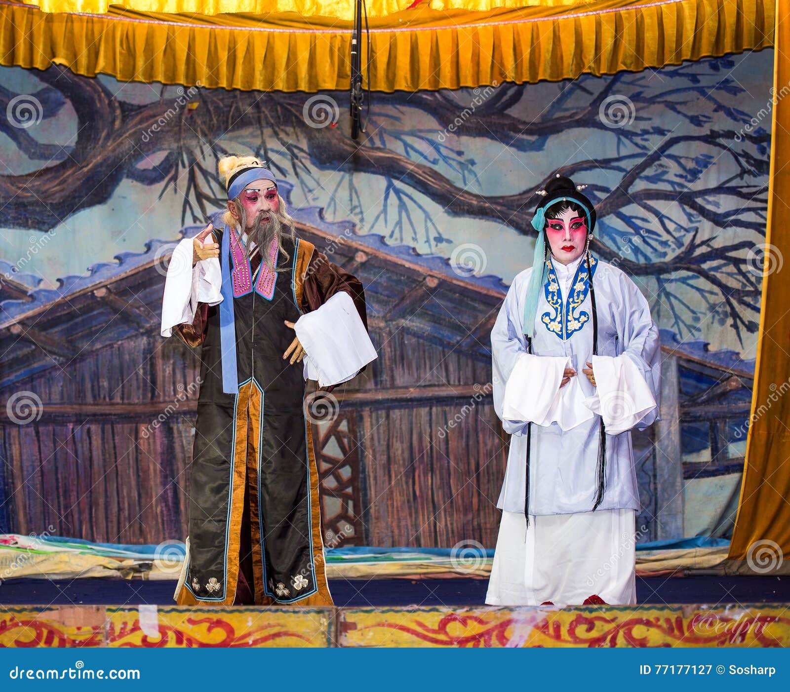 Chinesische Oper, Schauspieler in Der Leistung Redaktionelles ...