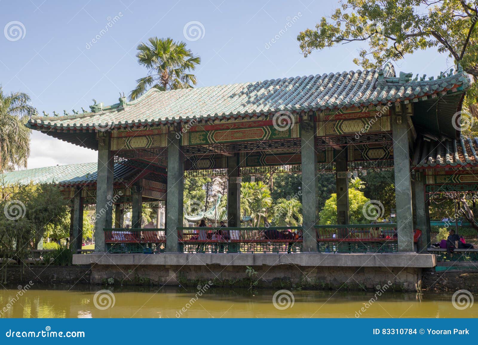 Chinesischer Garten in Rizal-Park Redaktionelles Stockbild - Bild von ...