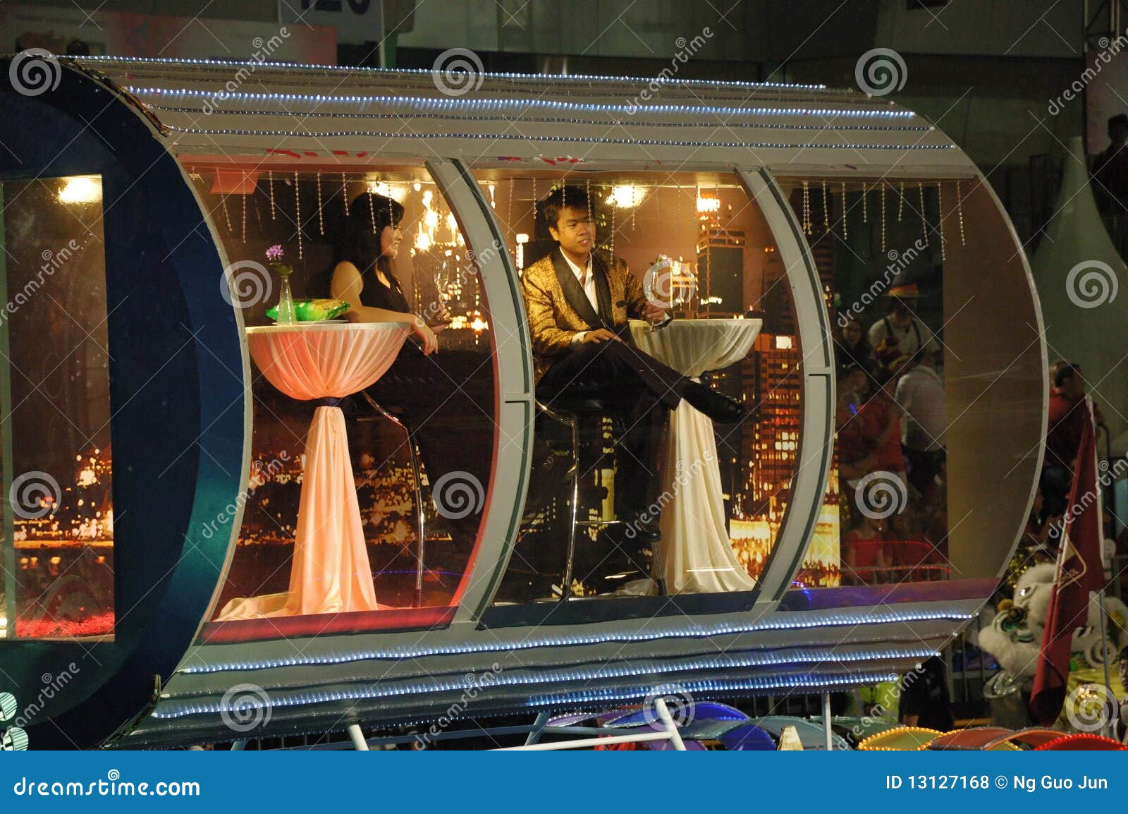 Chingay Parade 2010: Singapore Flyer Float Editorial Stock Photo ...