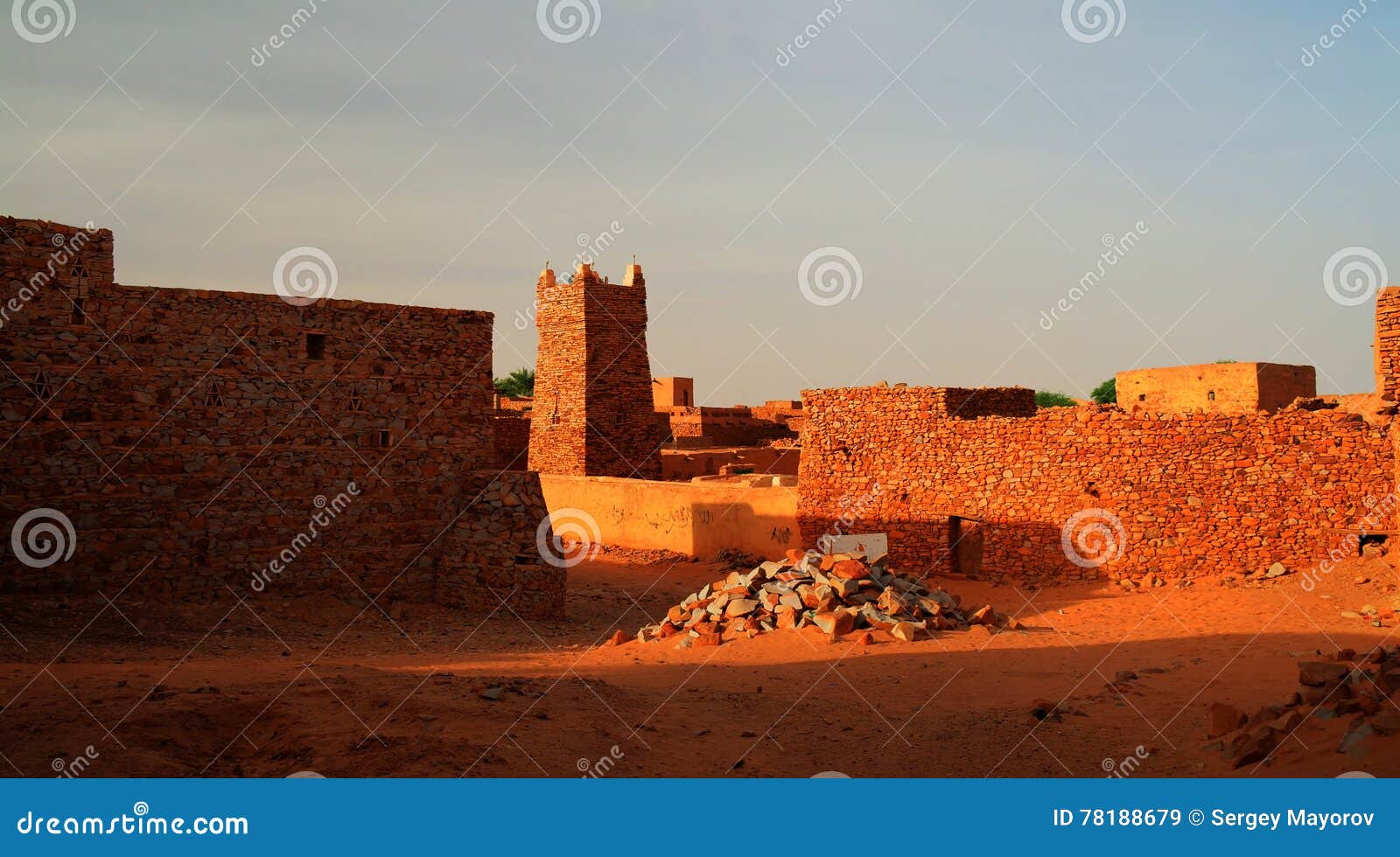 Chinguetti Mosque, Mauritania Stock Image - Image of ruin, sahara: 78188679