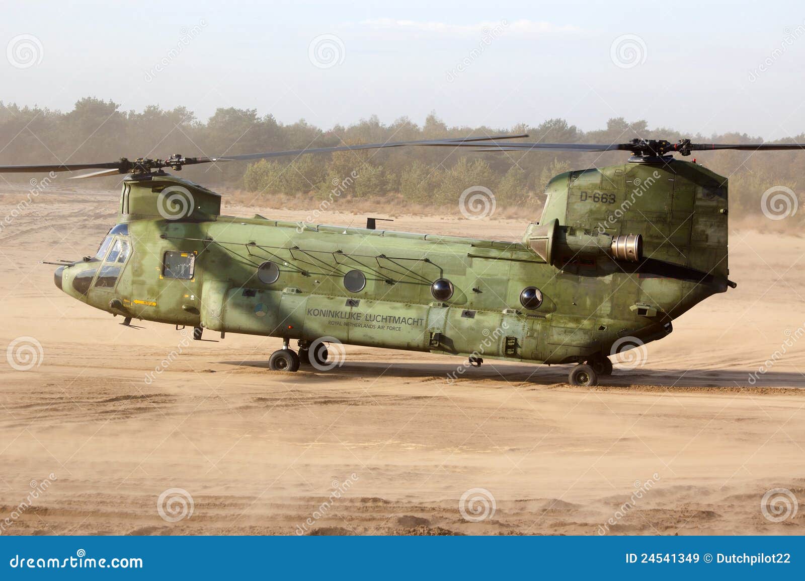 Chinook helicopter editorial stock image. Image of boeing - 24541349