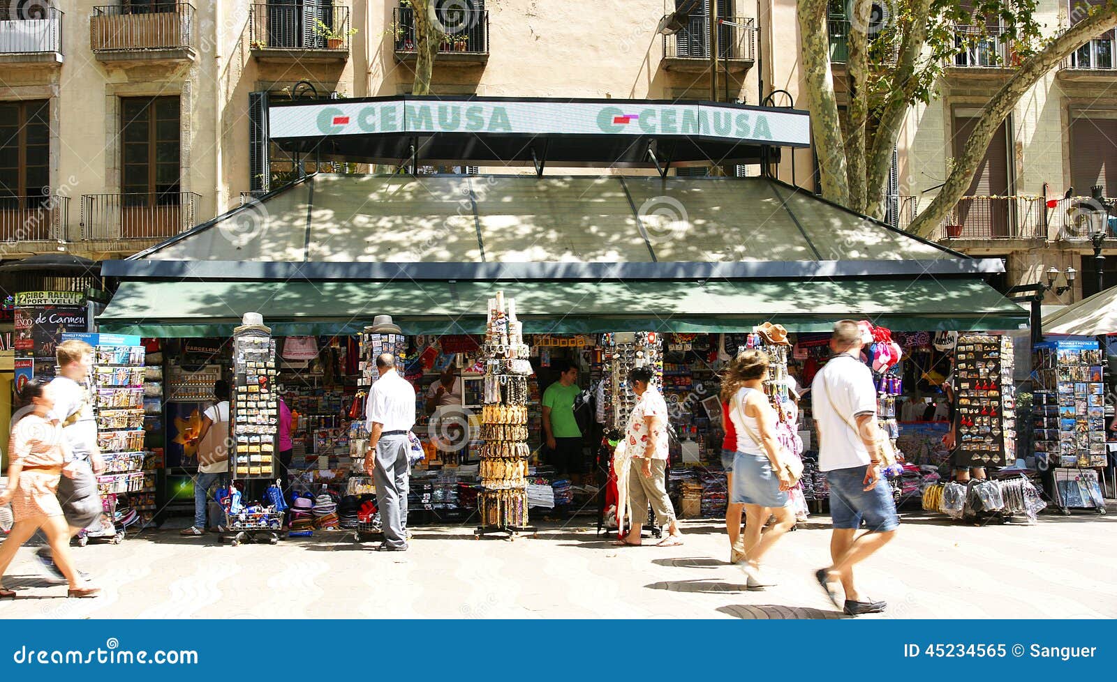 Chiosco Che Vende I Giornali Immagine Editoriale - Illustrazione di ...