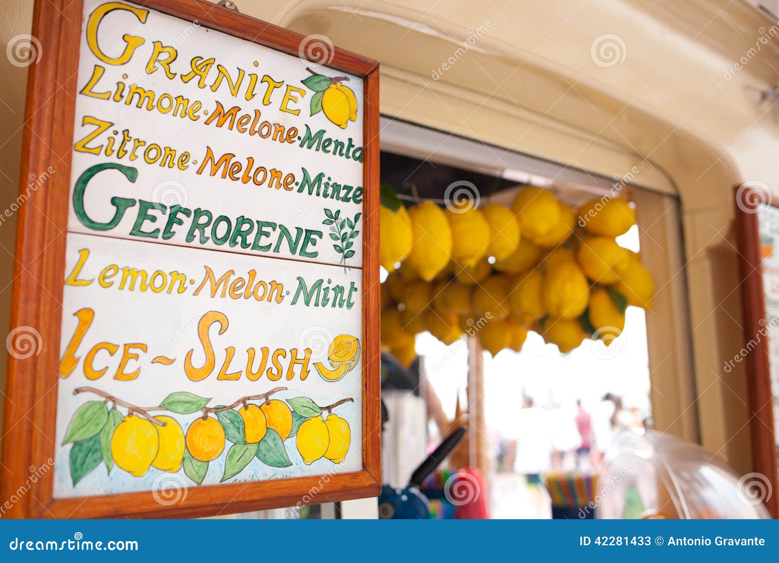 Chiosco Del Gelato Del Limone in Capri Immagine Stock - Immagine di ...