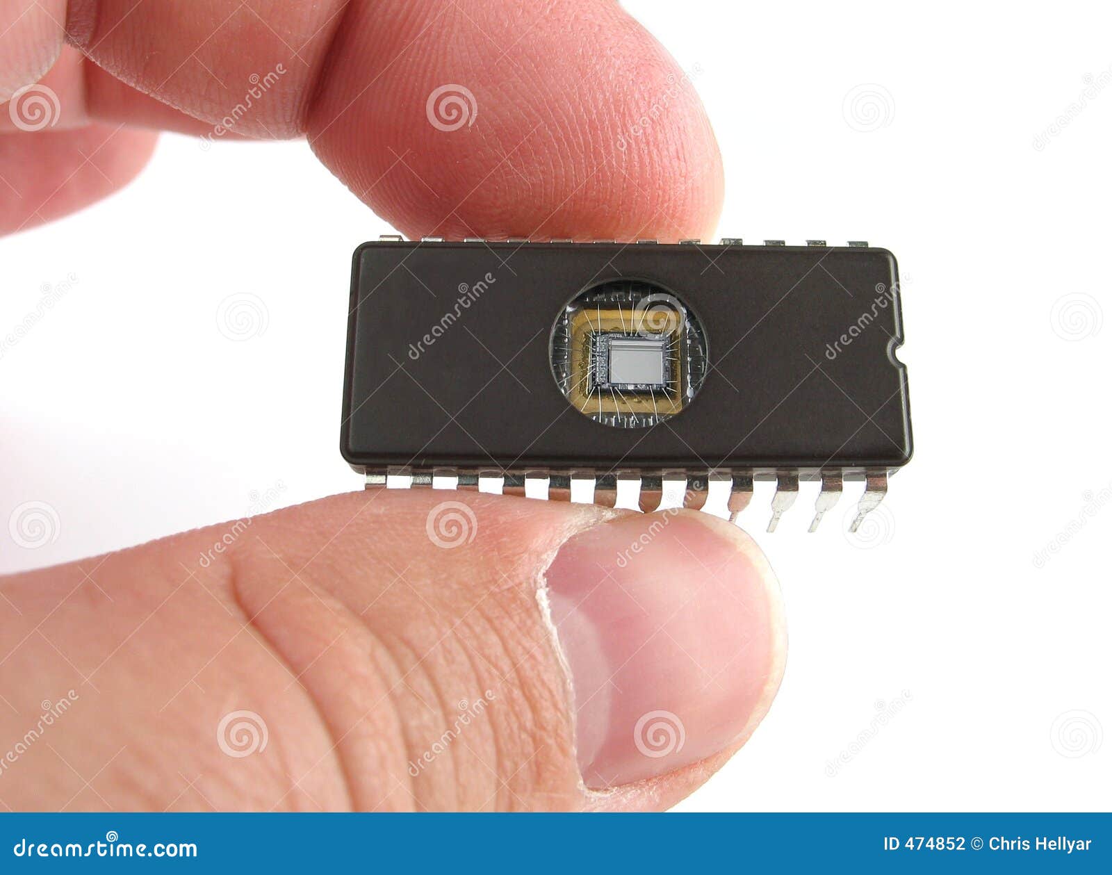 Chip in der Hand stockfoto. Bild von hand, zimmer, halbleiter - 474852