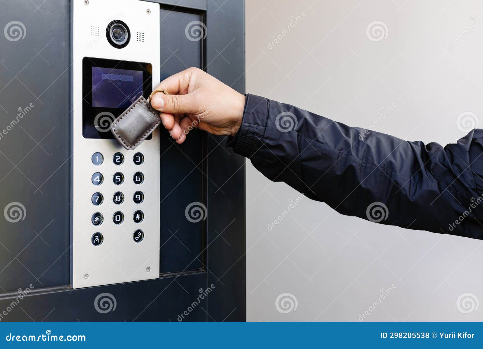 Chip Technology: Access Control for Modern Multistory Building Entry ...