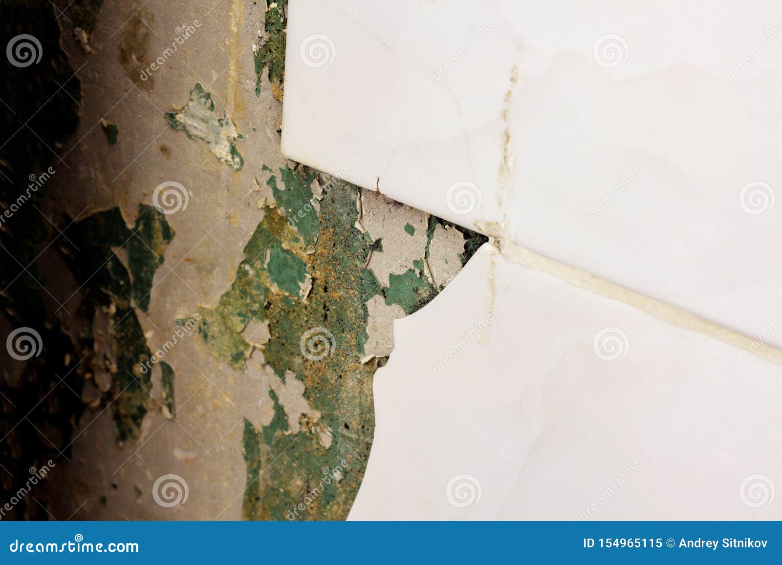 Chipped from the Wall Tiles Stock Image - Image of peeling, tile: 154965115