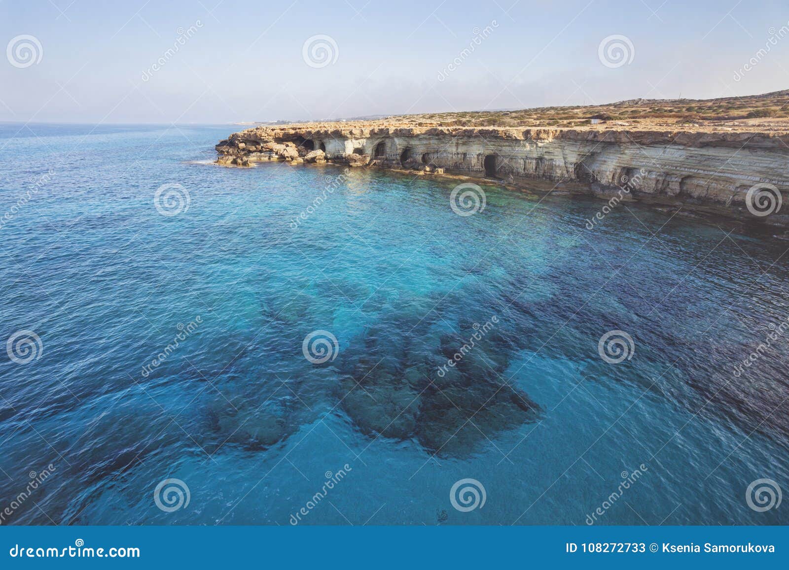 Chipre Cavernas Do Mar Do Cabo Do Greco De Cavo Imagem de Stock ...