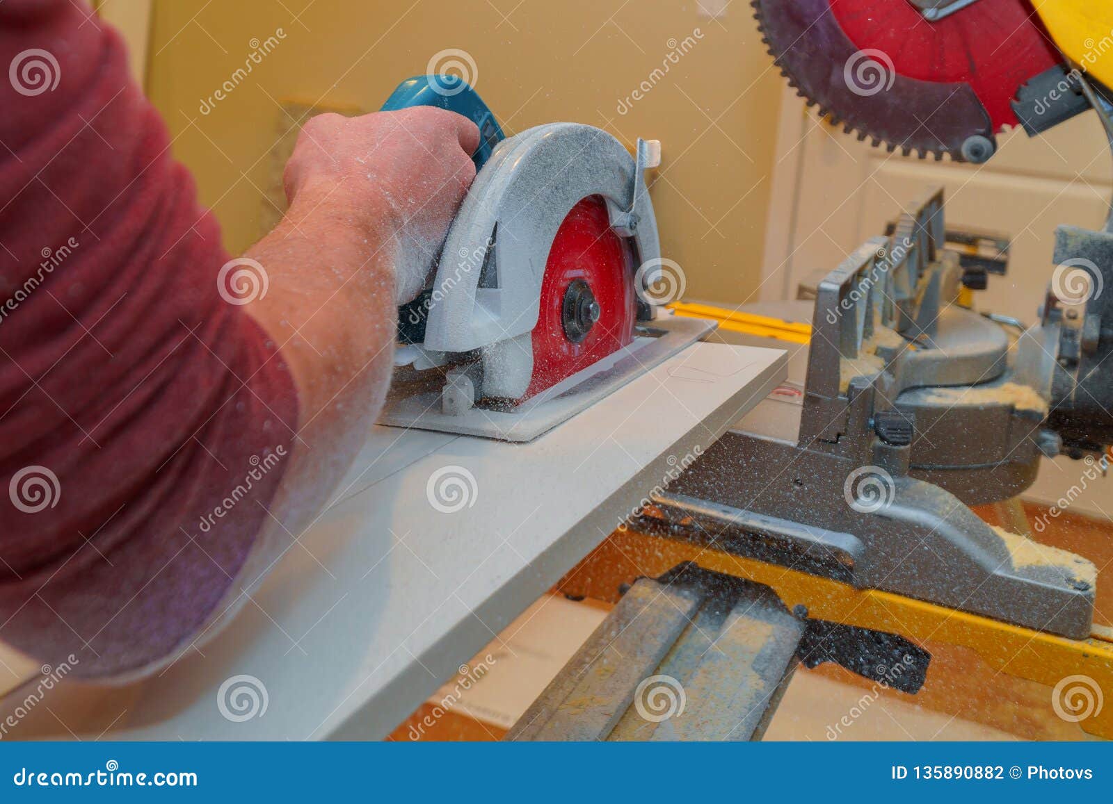 Circular Saw. Carpenter Using Circular Saw For Wood Beam Stock Image ...