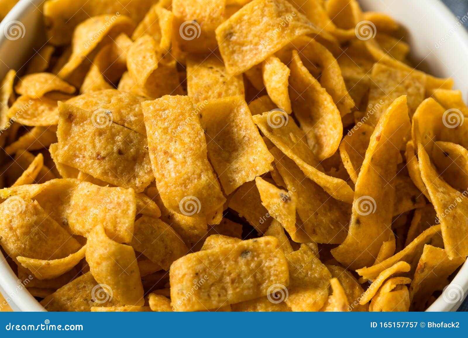 Chips De Milho De Sal Crunchy Imagem de Stock - Imagem de frita ...