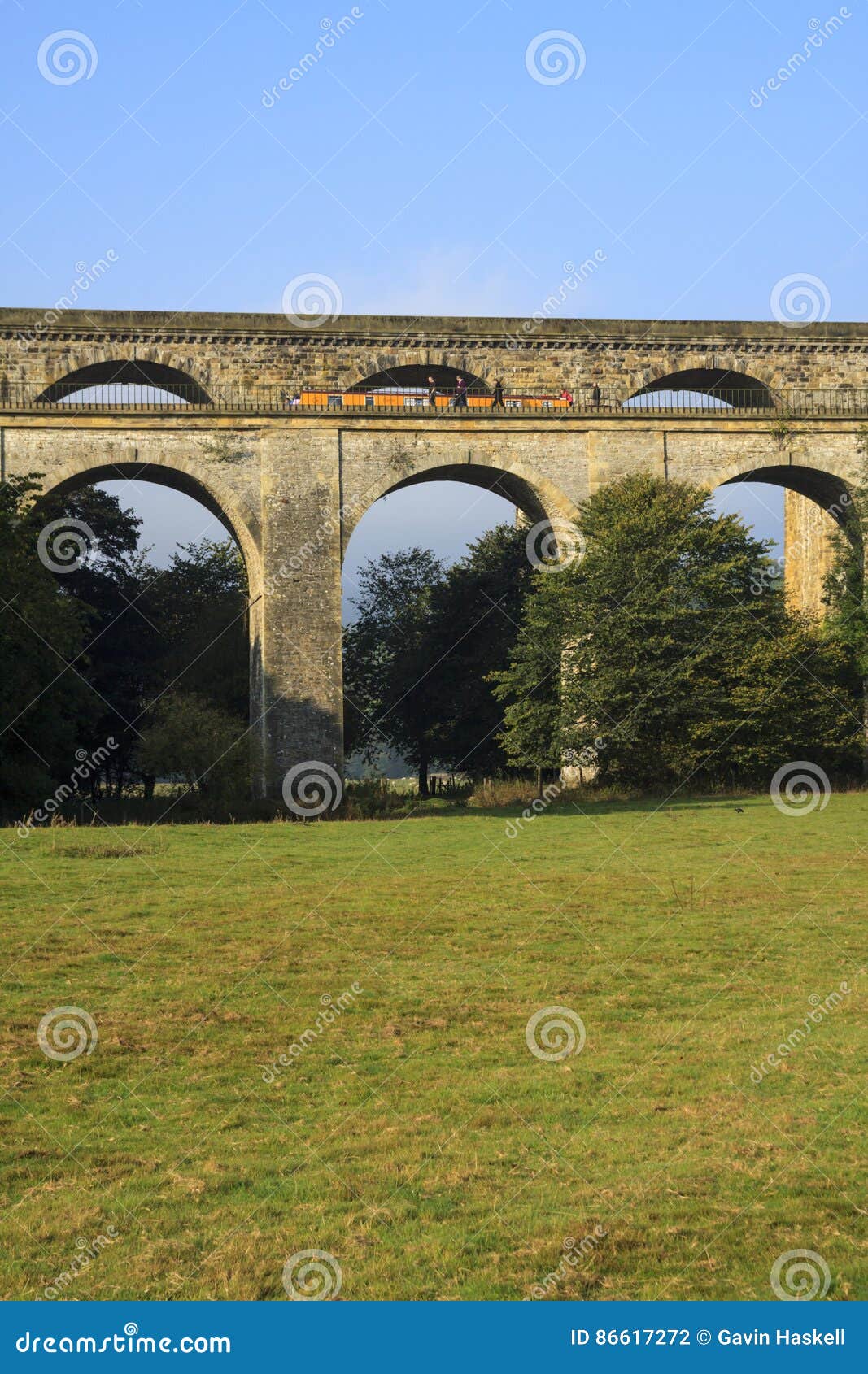 Chirk Aqueduct editorial photography. Image of thomas - 86617272