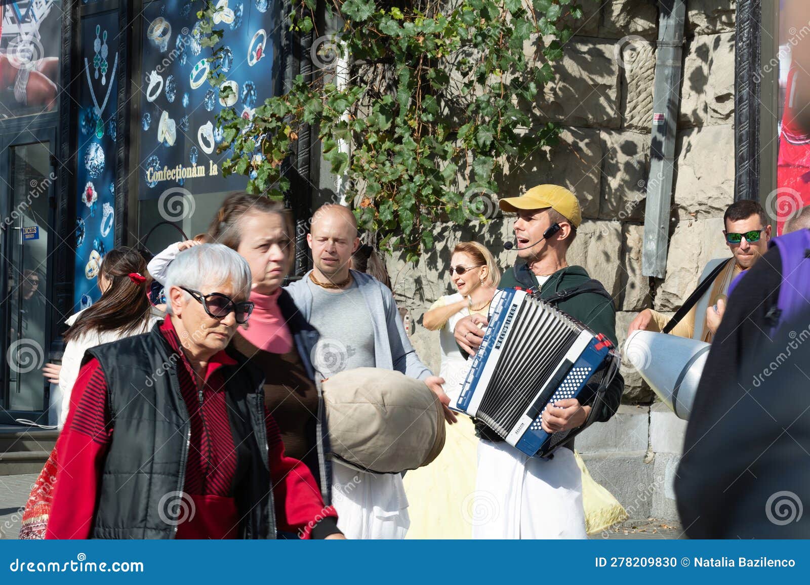 Hare Krishnas Dance and Sing in the City Editorial Image - Image of ...