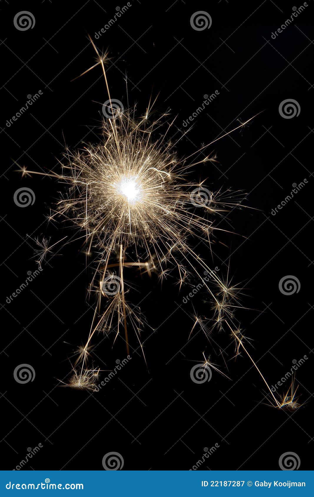 Chispas imagen de archivo. Imagen de chispa, flama, caliente - 22187287