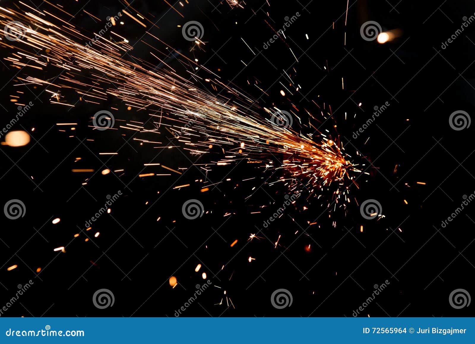 Chispas Brillantes Del Metal Foto de archivo - Imagen de industrial ...