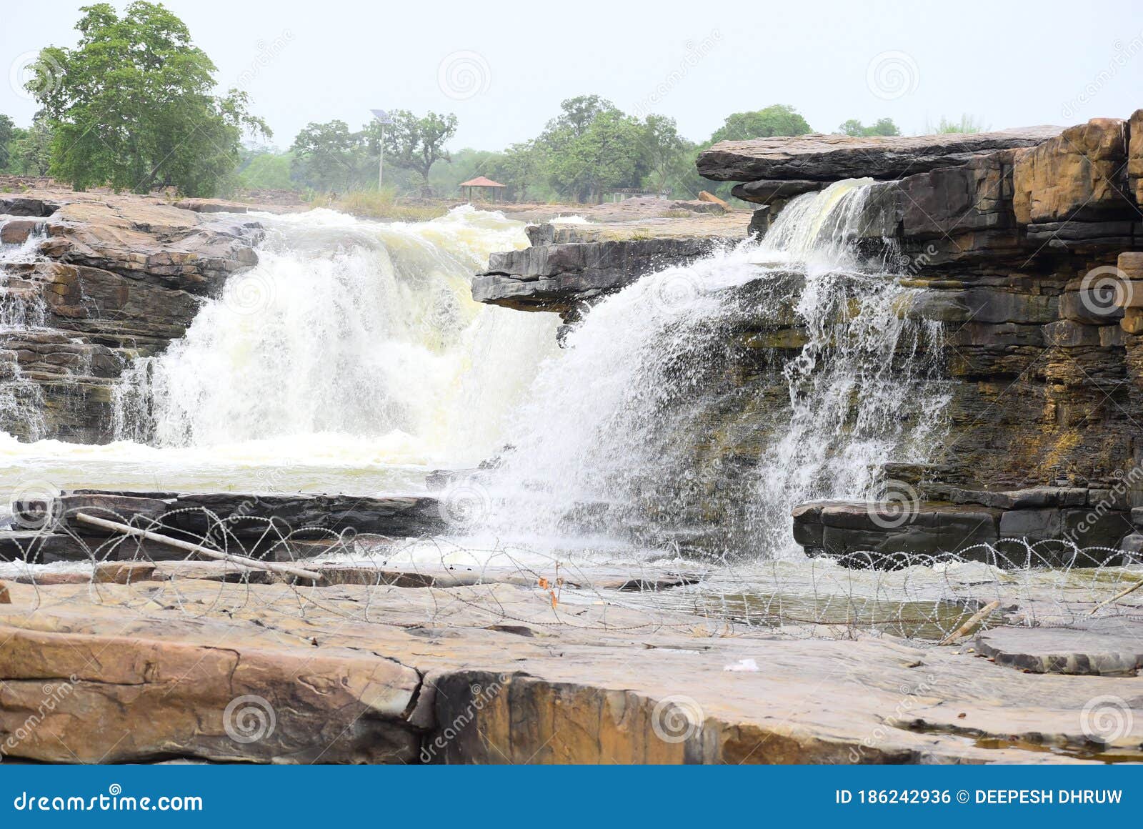 Low Angle View of Chitrakoot Waterfall Stock Photo - Image of season ...