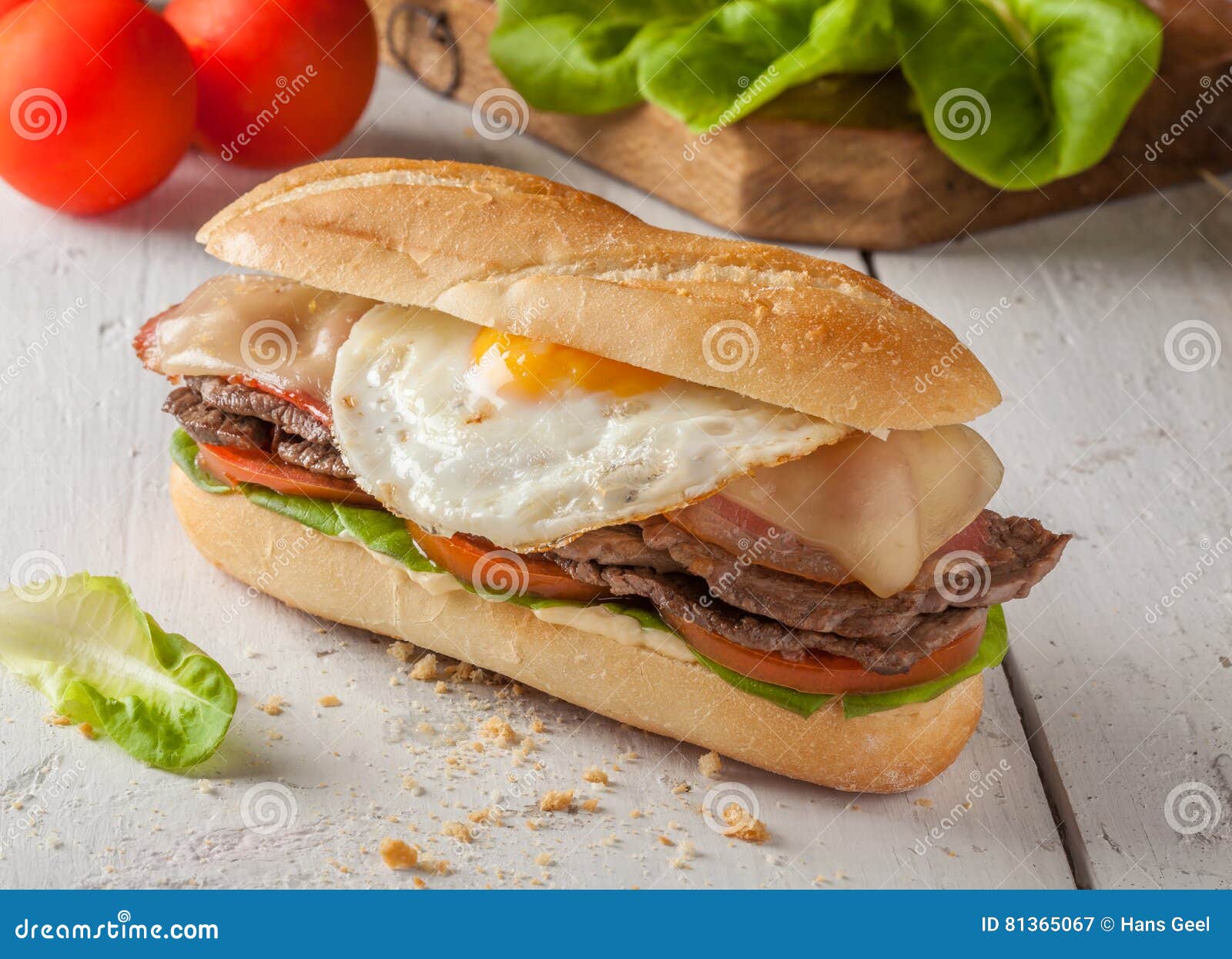 Chivito imagen de archivo. Imagen de pimienta, aceitunas - 81365067