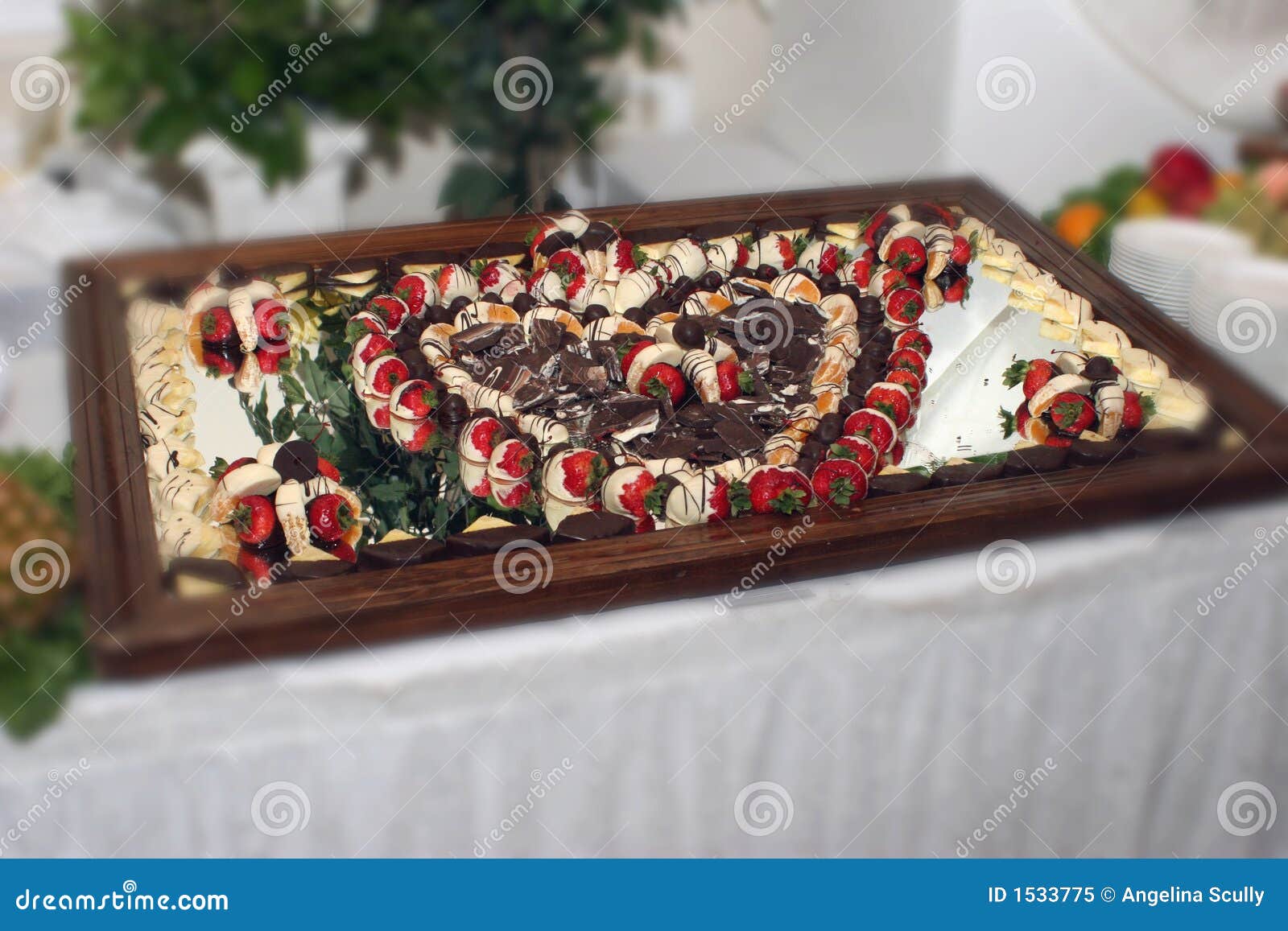 ChocoBerry Heart stock image. Image of food, seasonal - 1533775