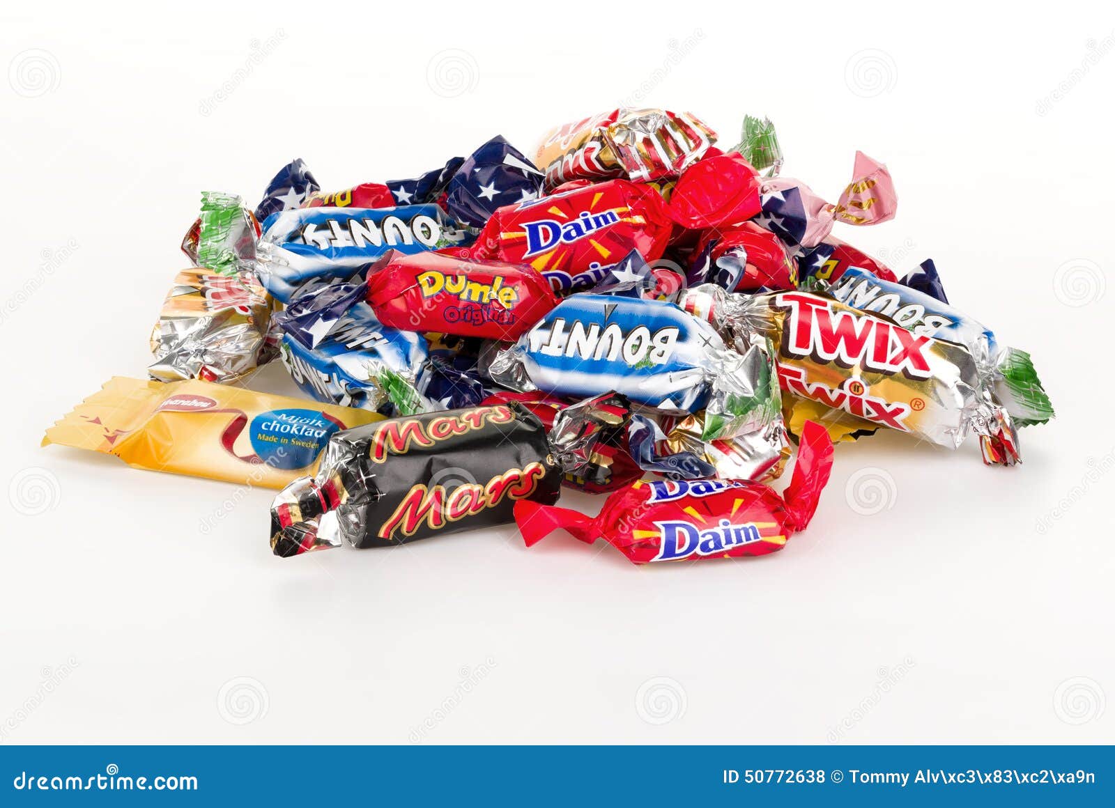 Chocolate bars editorial stock photo. Image of daim, studio - 50772638