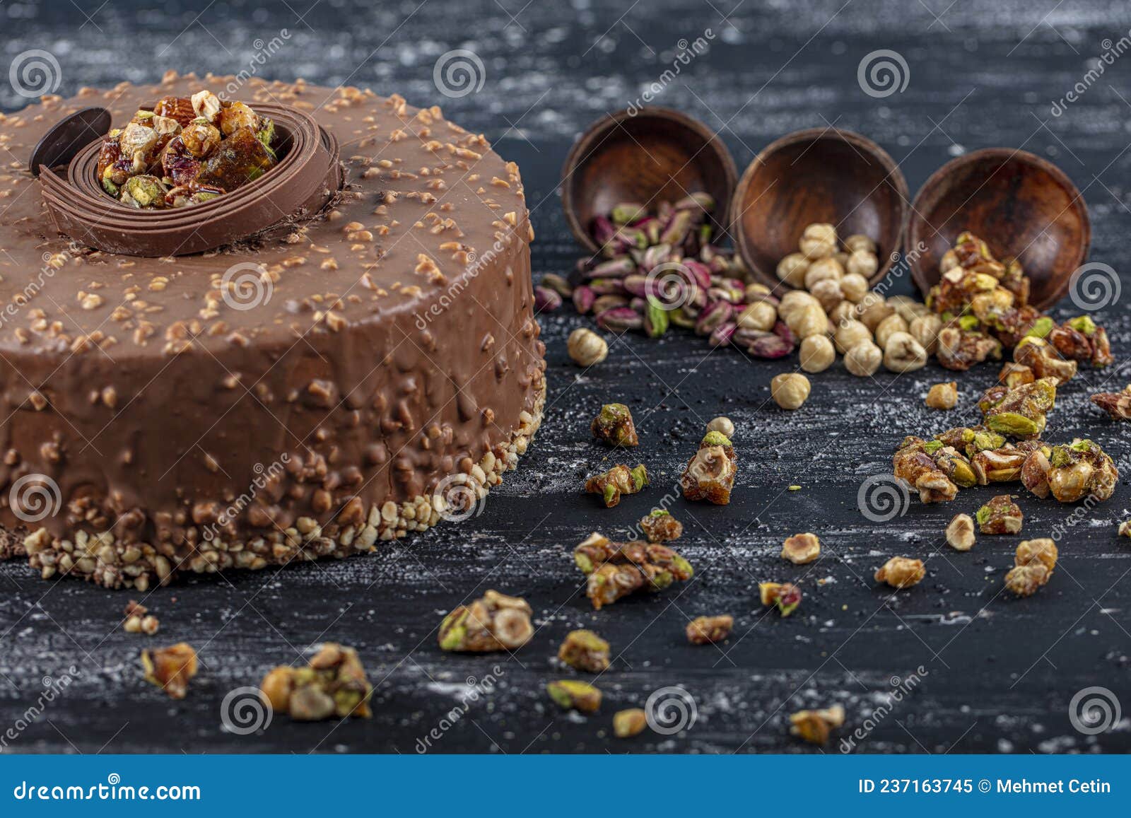 Chocolate Birthday Cake with Croquant. Age Cakes Chocolate Caramel ...