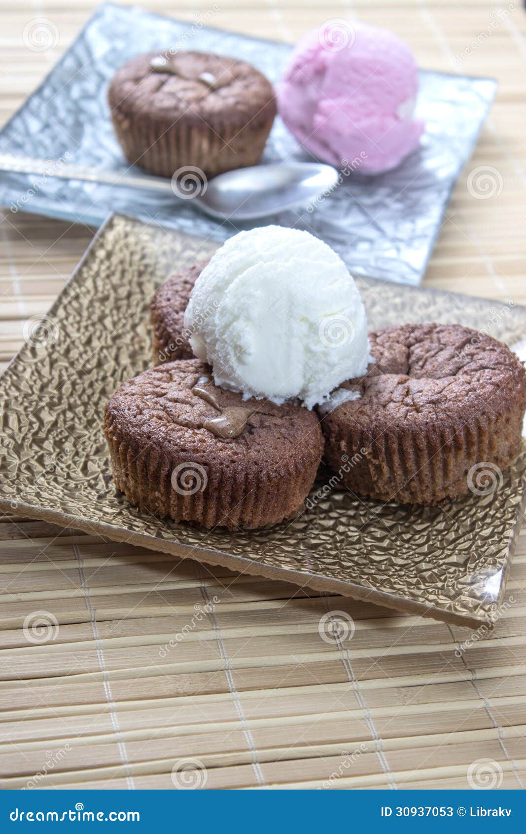 Chocolate Souffle and Ice Cream Stock Image - Image of fork, cake: 30937053