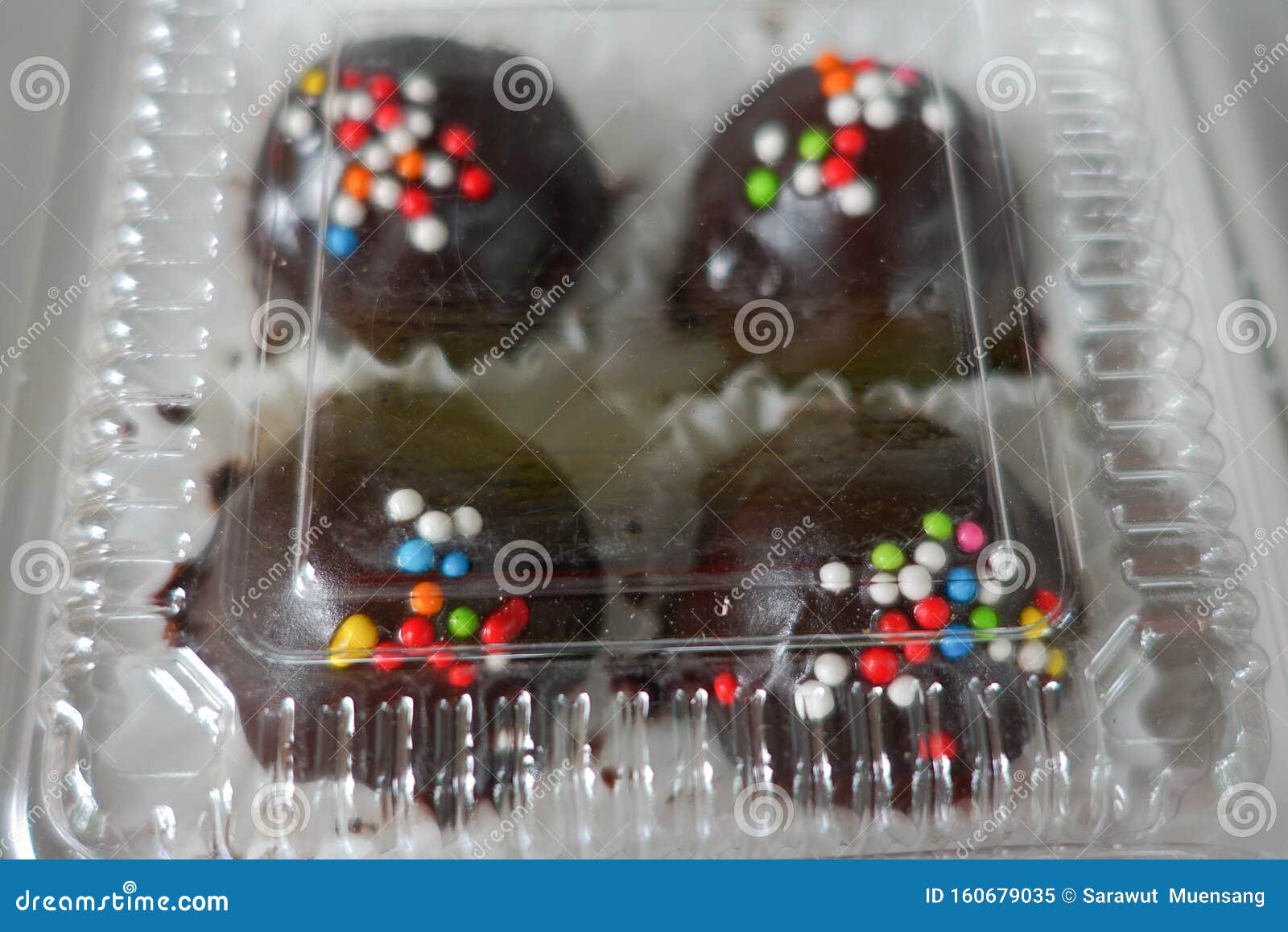 Chocolates De Diferentes Formas Imagen de archivo - Imagen de fondo ...