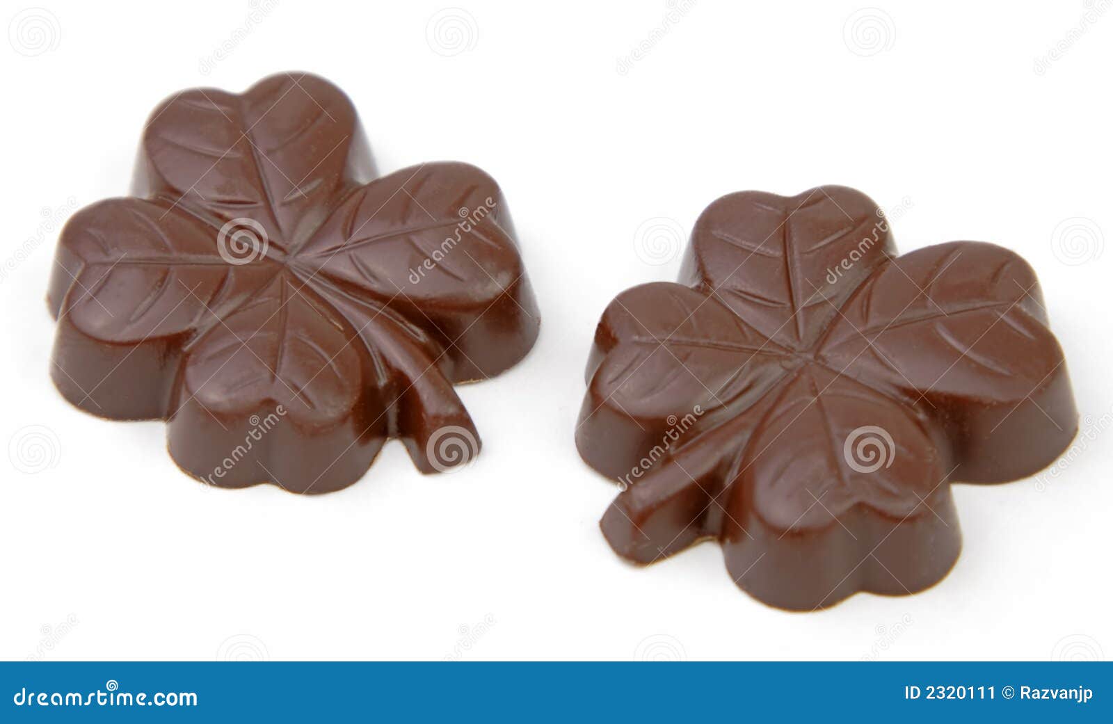 Chocolates del trébol imagen de archivo. Imagen de aislado - 2320111