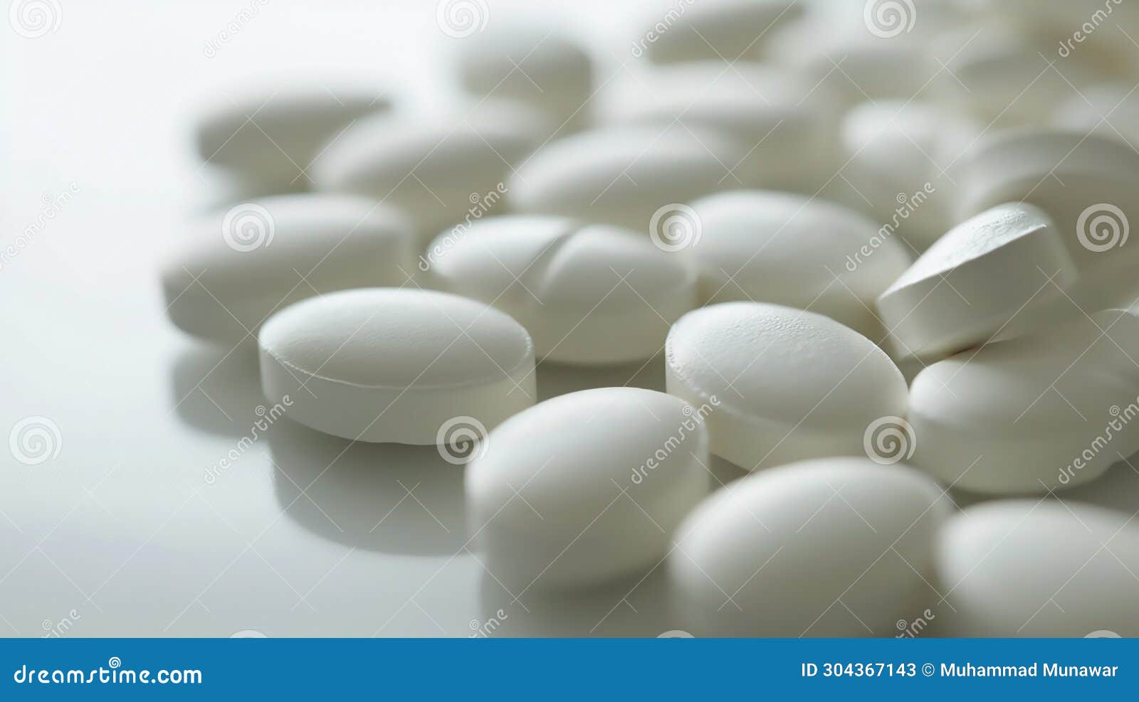 Cholesterol Control with Atorvastatin: the Statin Solution Stock Image ...