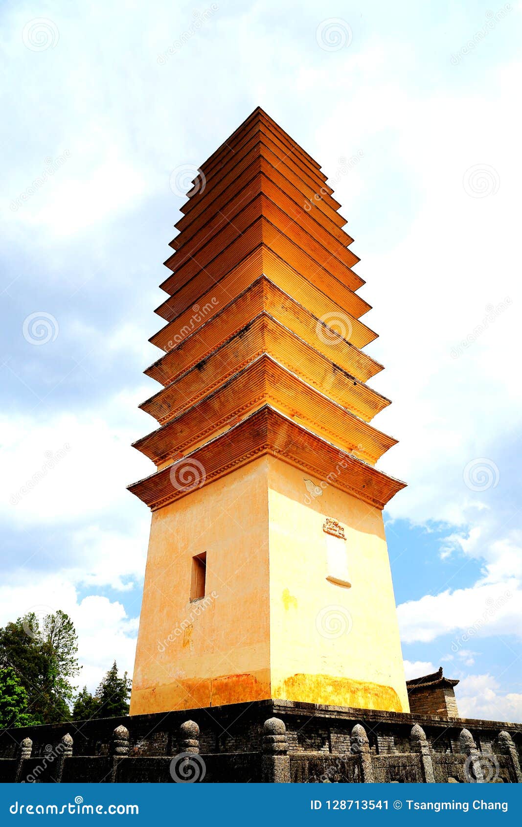 The Three Pagoda of Chong Sheng Temple Stock Image - Image of chinese ... The Three Pagoda of Chong Sheng Temple Stock Image - Image of chinese ...