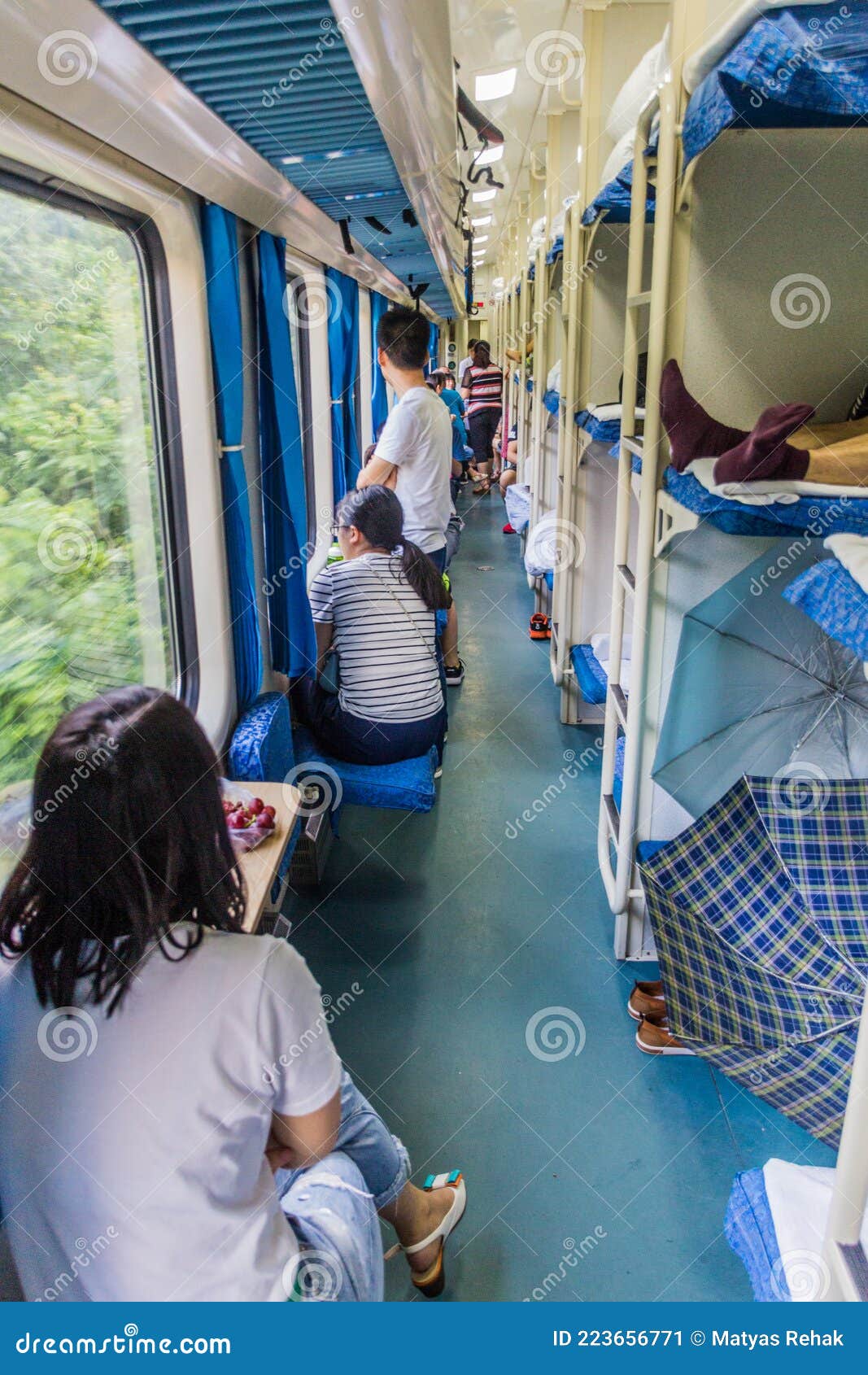 CHONGQING, CHINA - AUGUST 17, 2018: Interior of Hard Sleeper Train ...