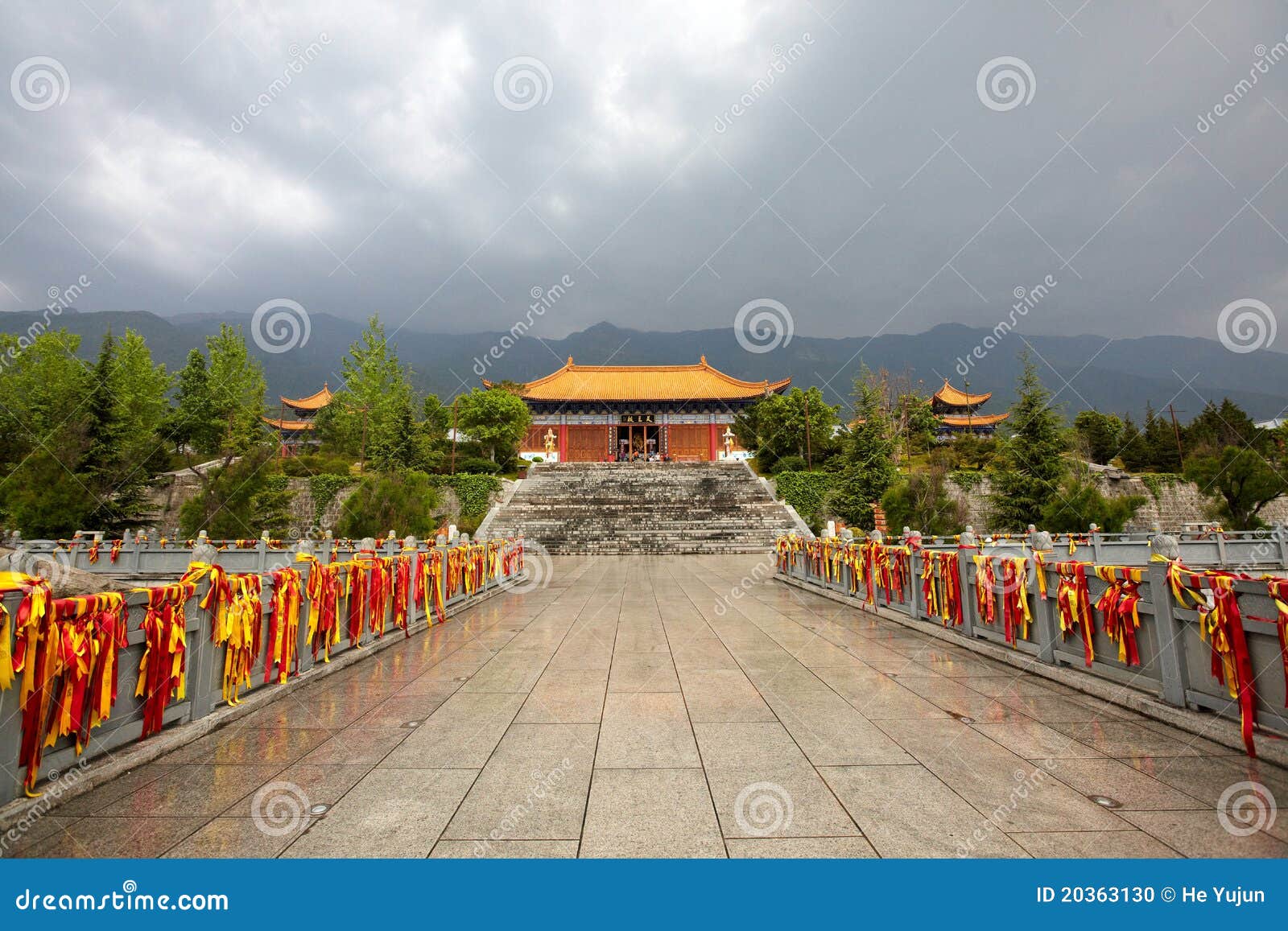 The chongsheng temple stock photo. Image of travel, buddha - 20363130