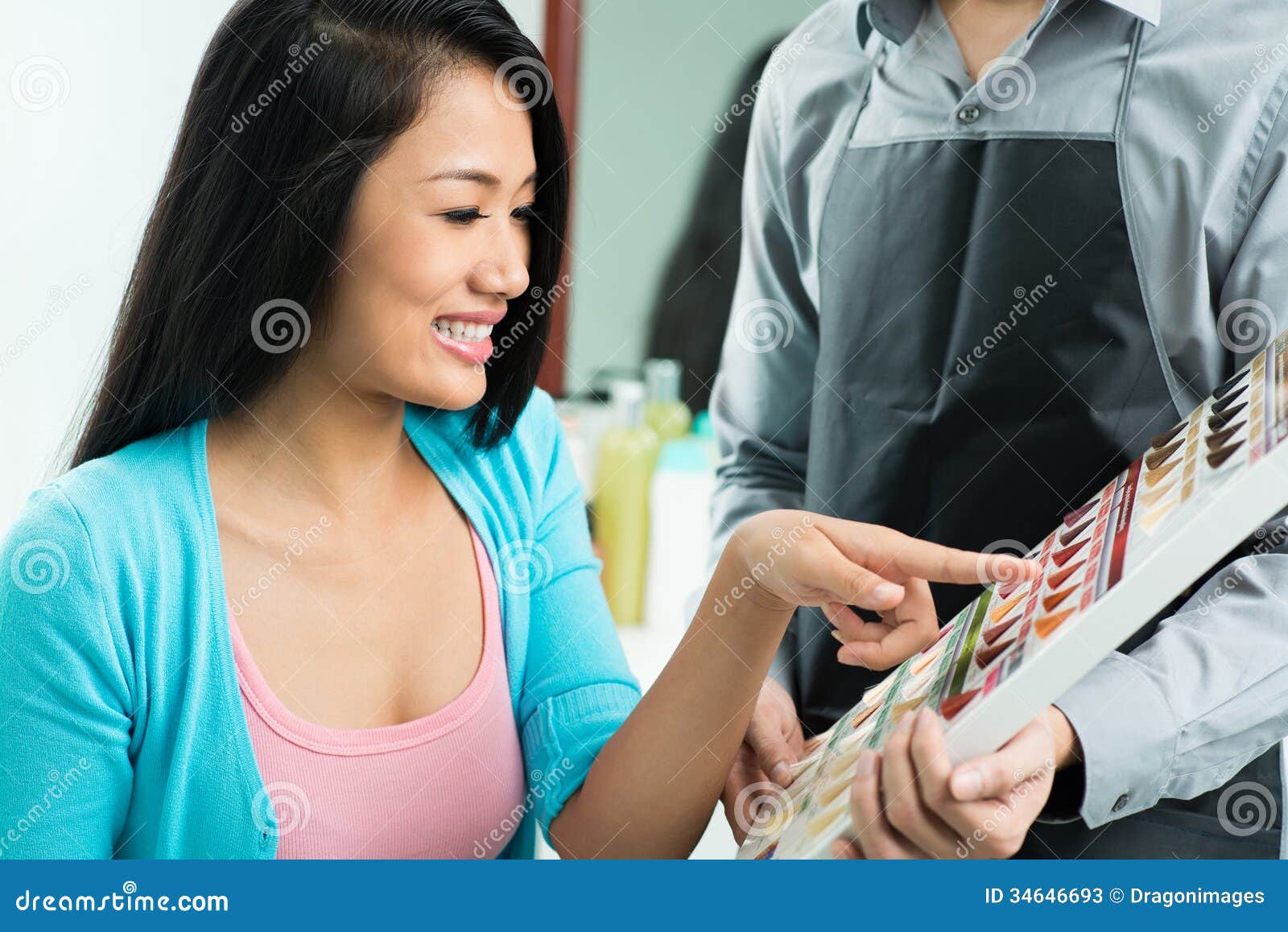 Choosing hair color stock image. Image of hairdo, focus - 34646693