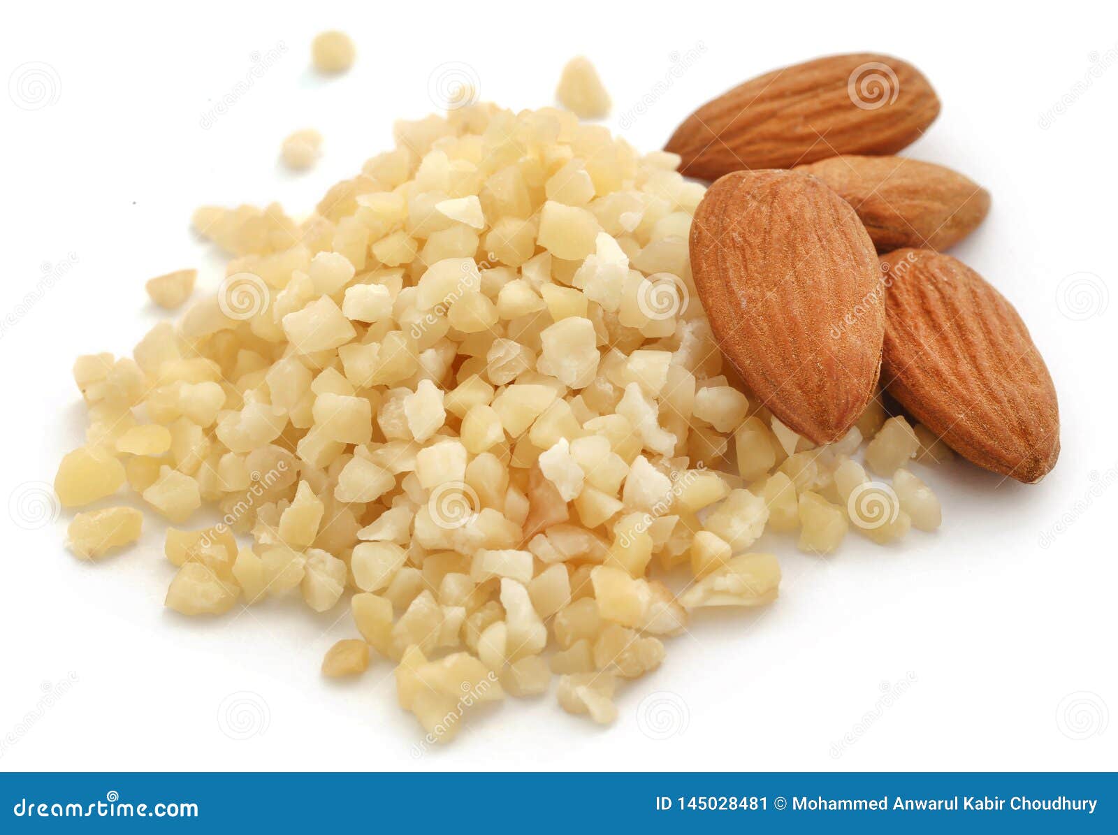 Chopped Almonds with Whole Ones Stock Image - Image of closeup, nature ...