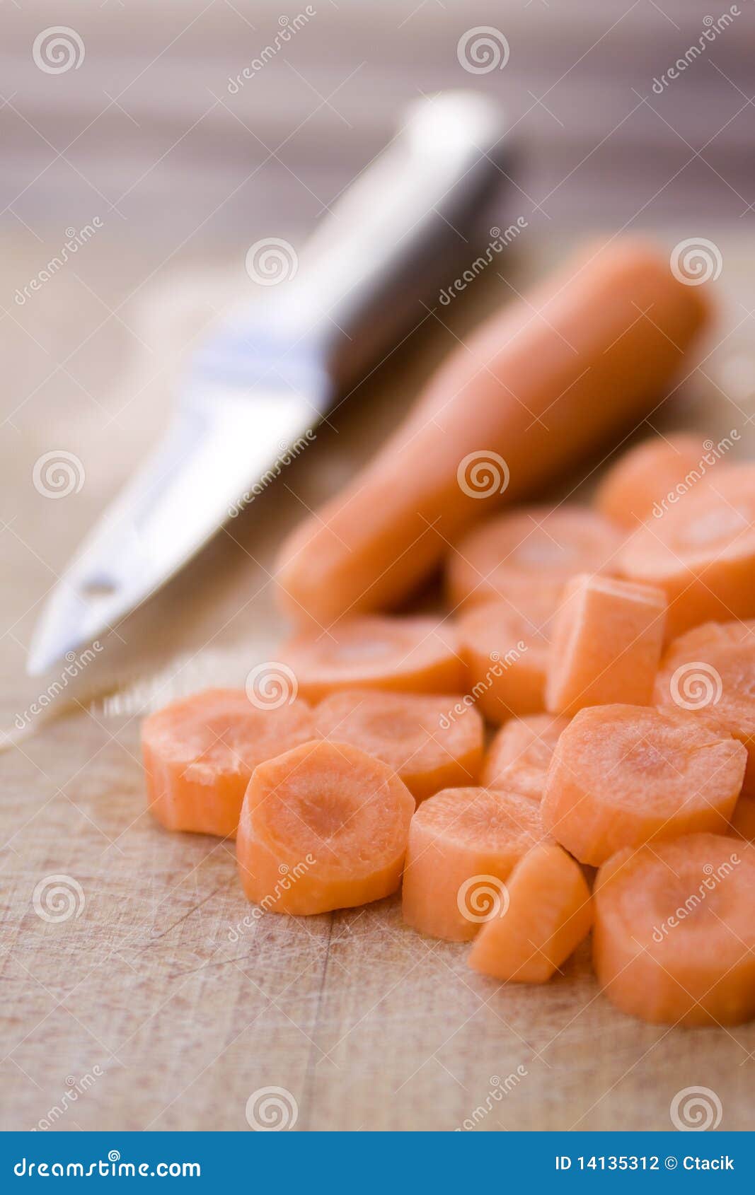 Chopped carrot stock photo. Image of diet, root, carrot - 14135312