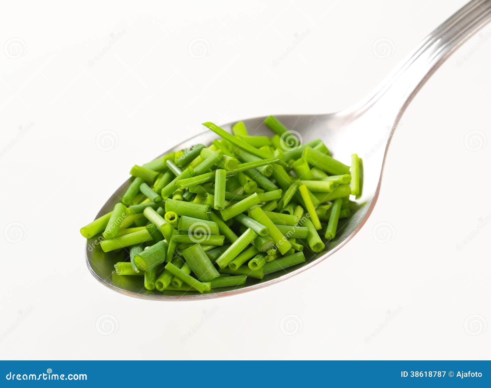 Chopped chives on spoon stock image. Image of fresh, culinary - 38618787