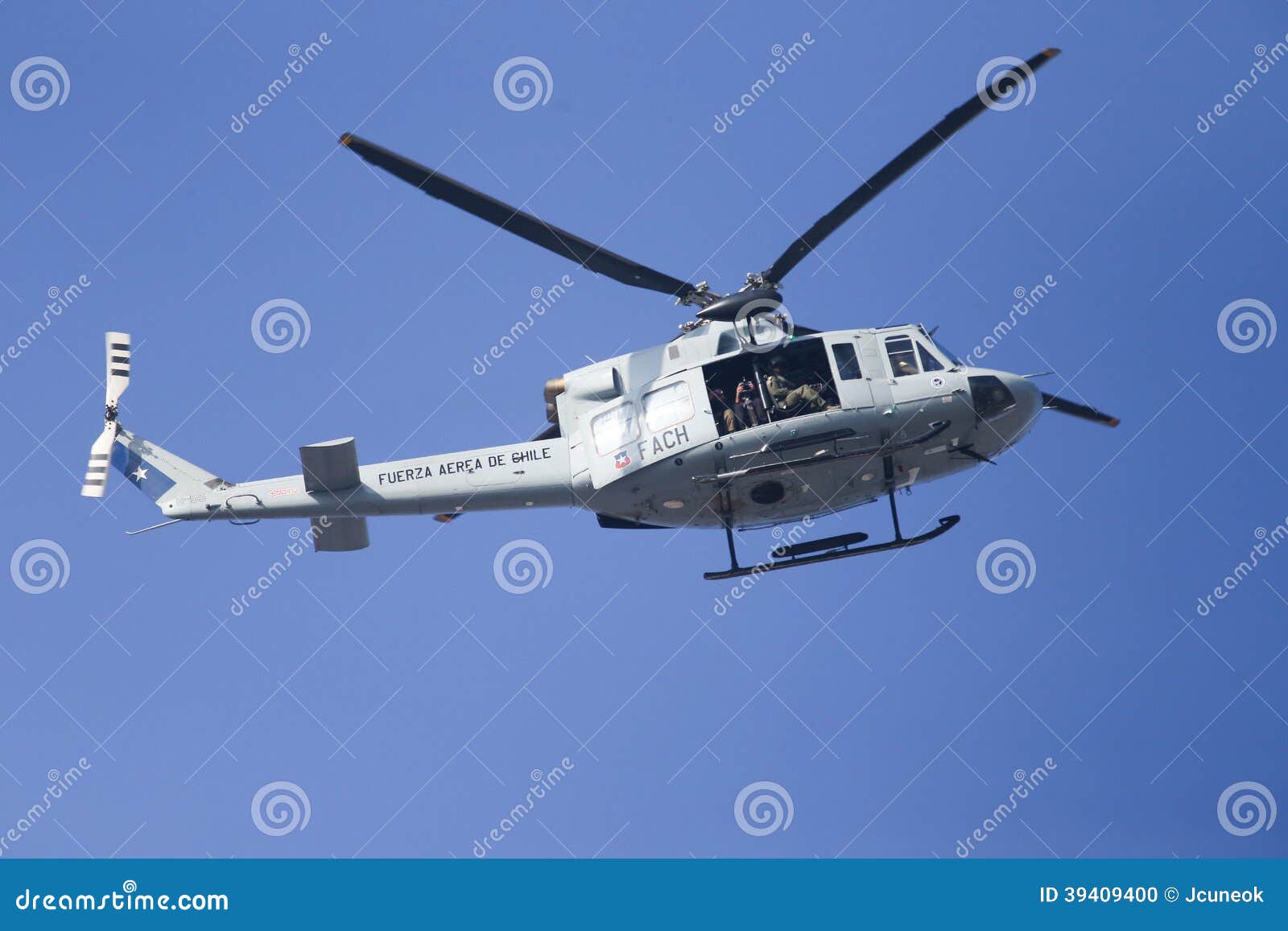 Chopper flying by editorial image. Image of bell, propeller - 39409400
