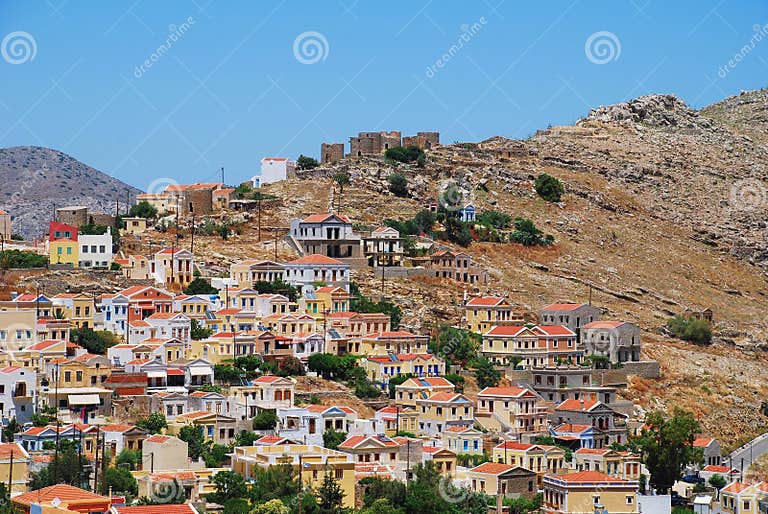 Chorio Dorf, Symi Insel stockbild. Bild von pastell, neoklassisch ...