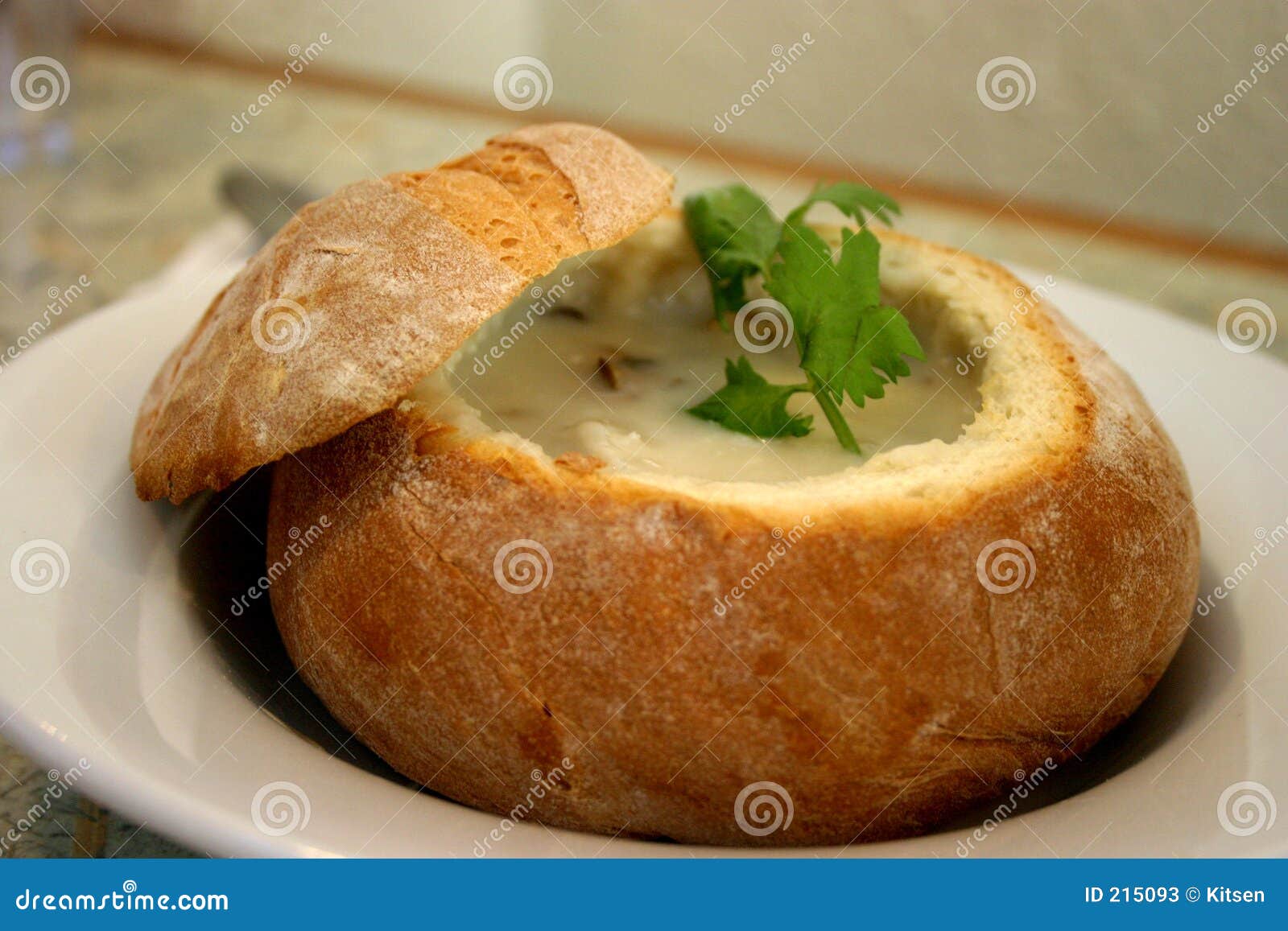 Chowder dei frutti di mare immagine stock. Immagine di pesci - 215093