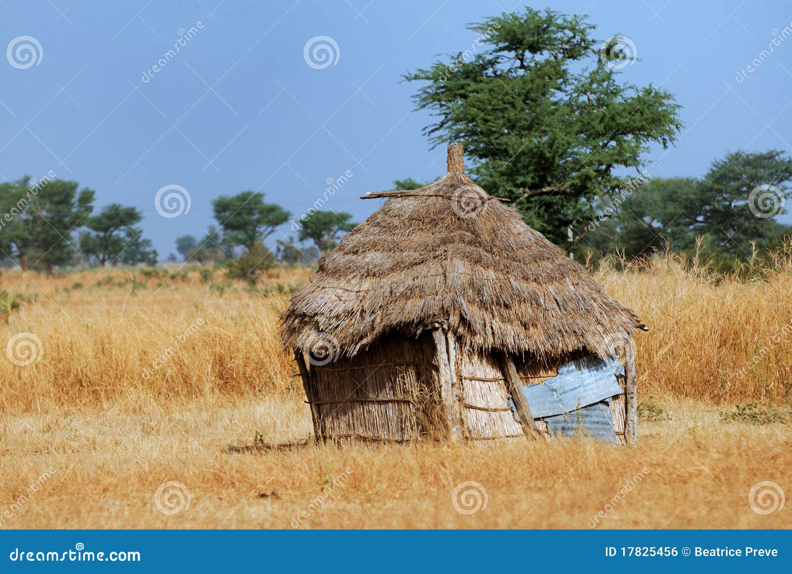 Choza africana foto de archivo. Imagen de pobre, desierto - 17825456