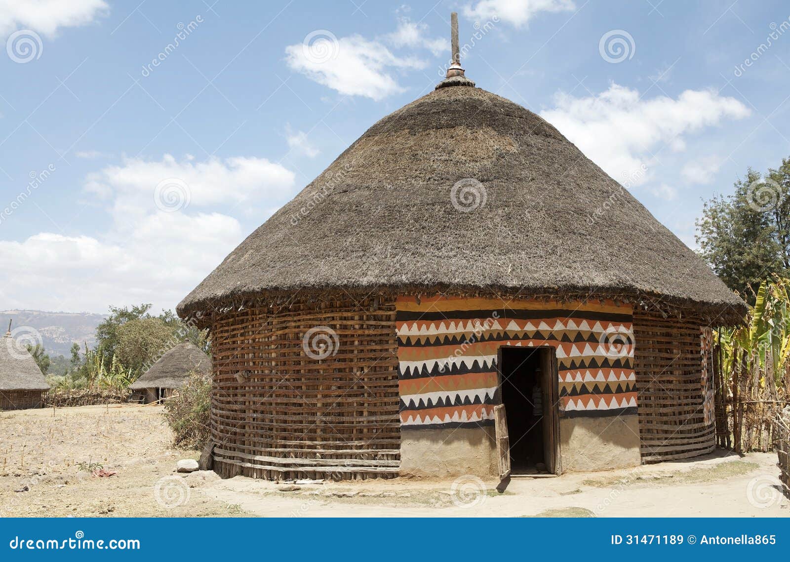 Choza africana imagen de archivo. Imagen de tradicional - 31471189