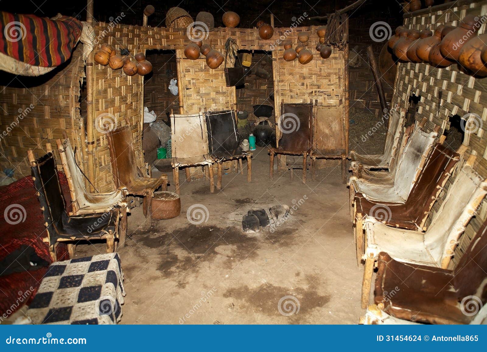 Choza tribal africana imagen de archivo editorial. Imagen de cultura ...