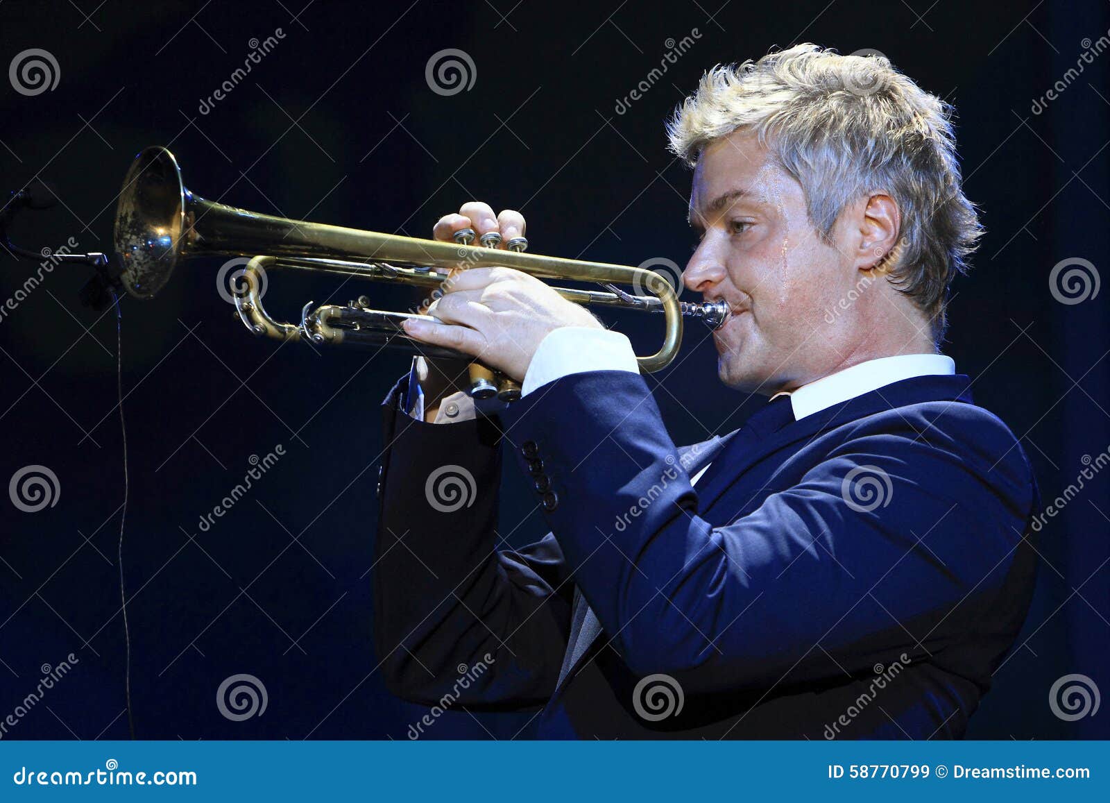 Chris Botti editorial stock image. Image of bike, peobo - 58770799