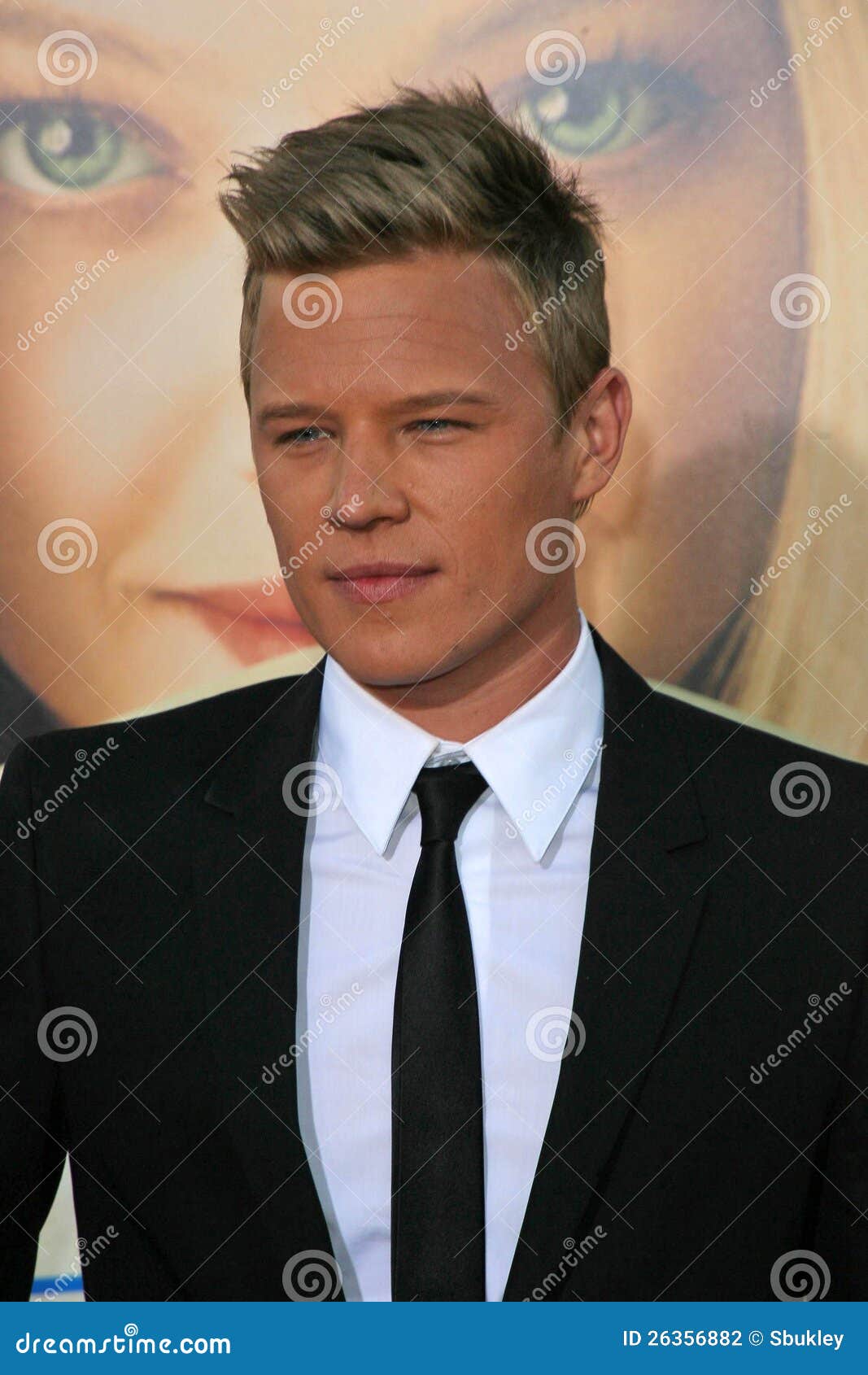 Chris Egan editorial photography. Image of hollywood - 26356882