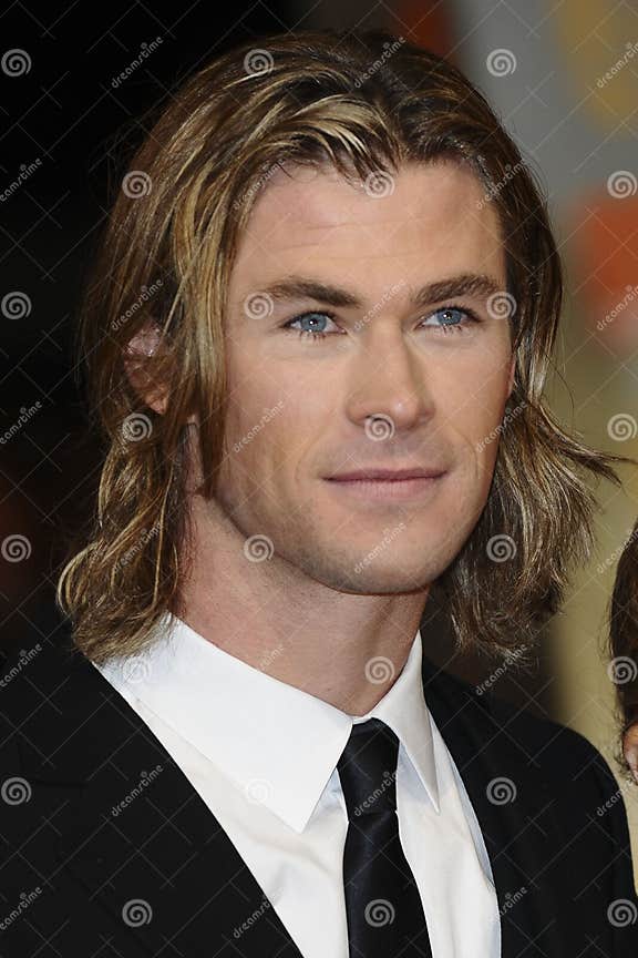 Chris Helmsworth editorial photo. Image of opera, london - 23476151