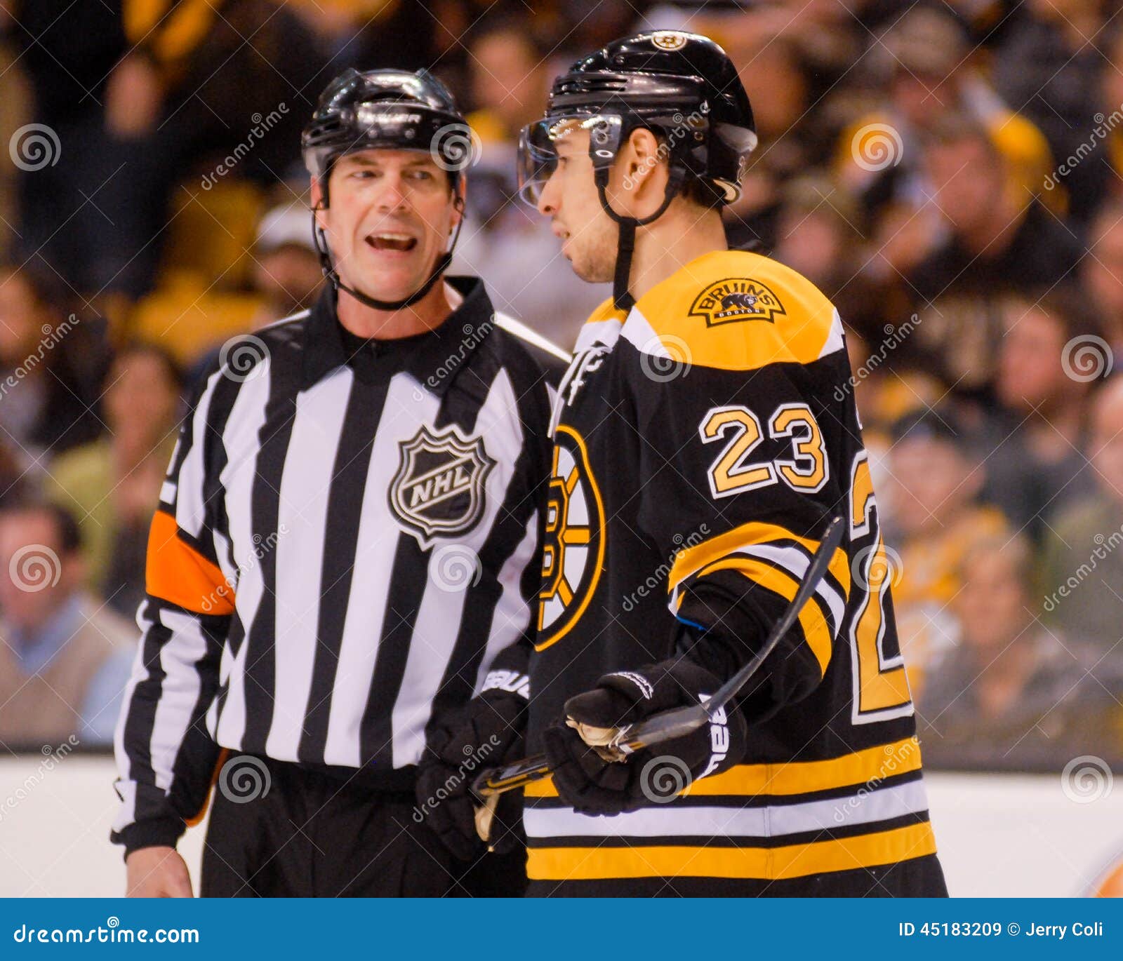 Chris Kelly Boston Bruins editorial stock image. Image of stick - 45183209
