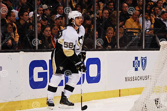 Chris Letang Pittsburgh Penguins Editorial Stock Image - Image of chris ... Chris Letang Pittsburgh Penguins Editorial Stock Image - Image of chris ...