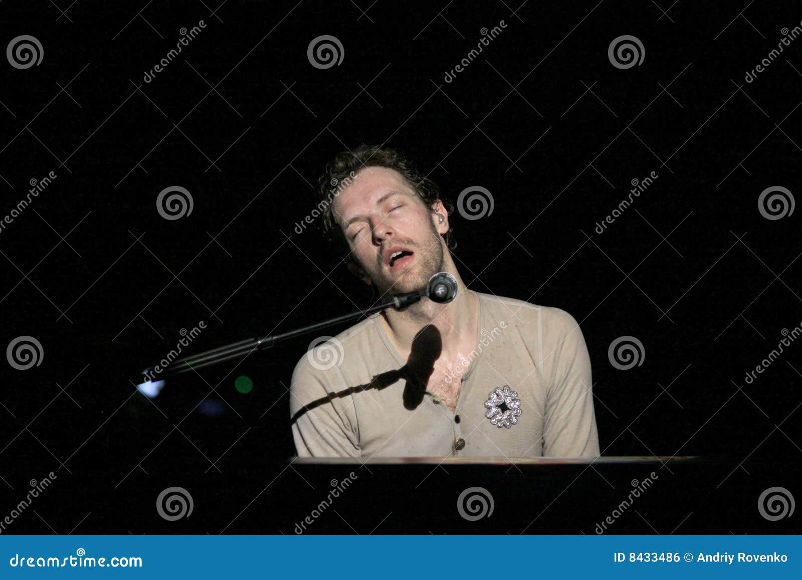 Chris Martin from Rock Band Coldplay Editorial Photo - Image of sing ...