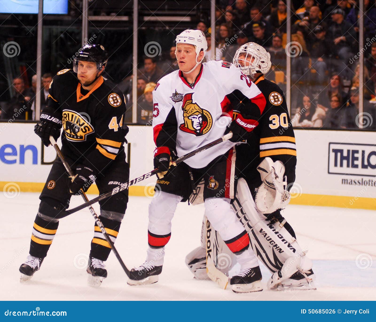 Chris Neil Ottawa Senators editorial photo. Image of helmet - 50685026