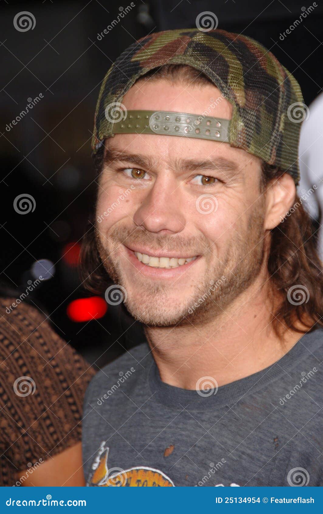Chris Pontius image stock éditorial. Image du numéro - 25134954