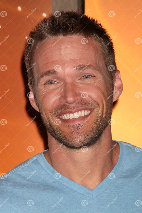 Chris Powell editorial photo. Image of burbank, junket - 24570786