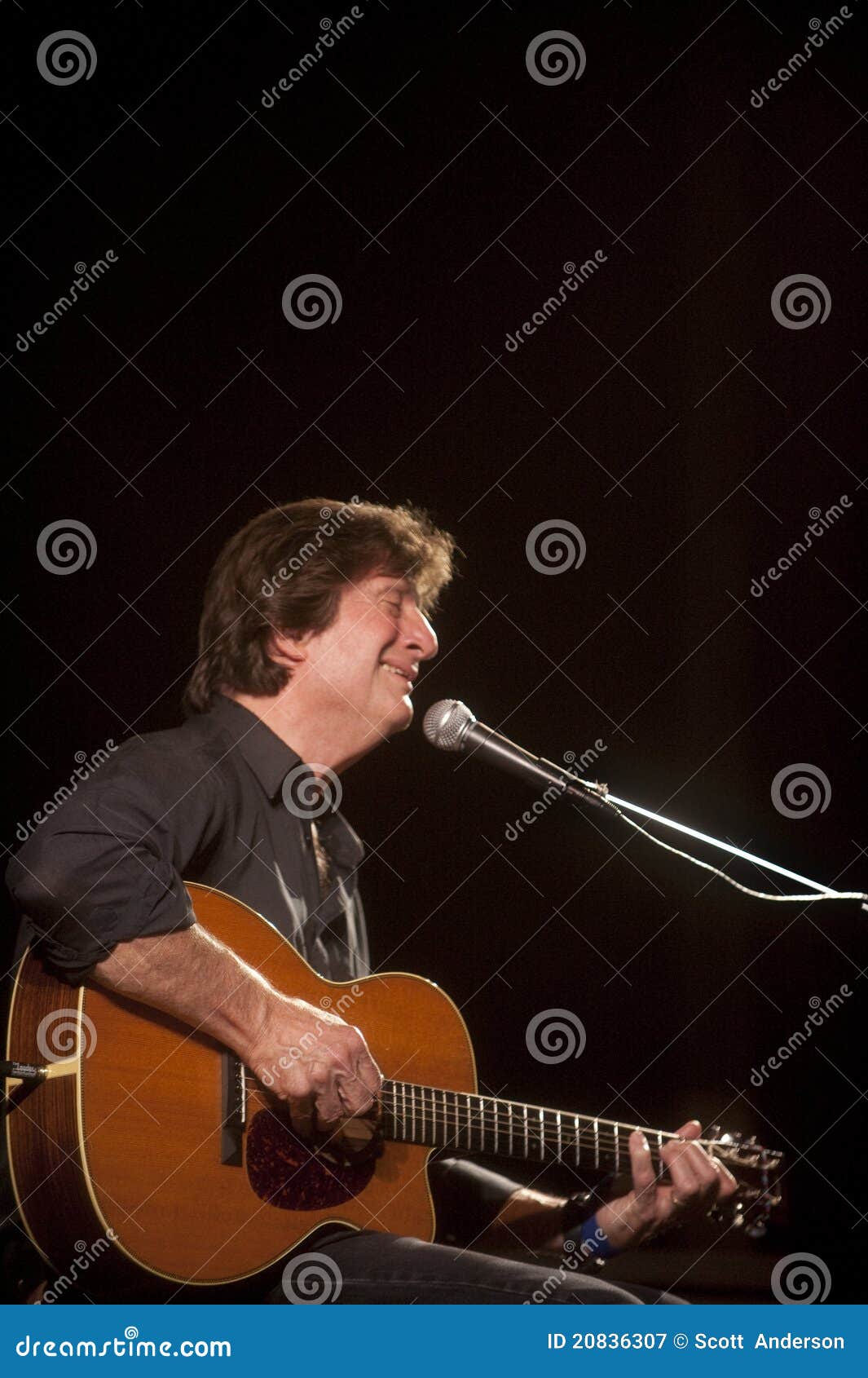 Chris Smither editorial photography. Image of bonnie - 20836307