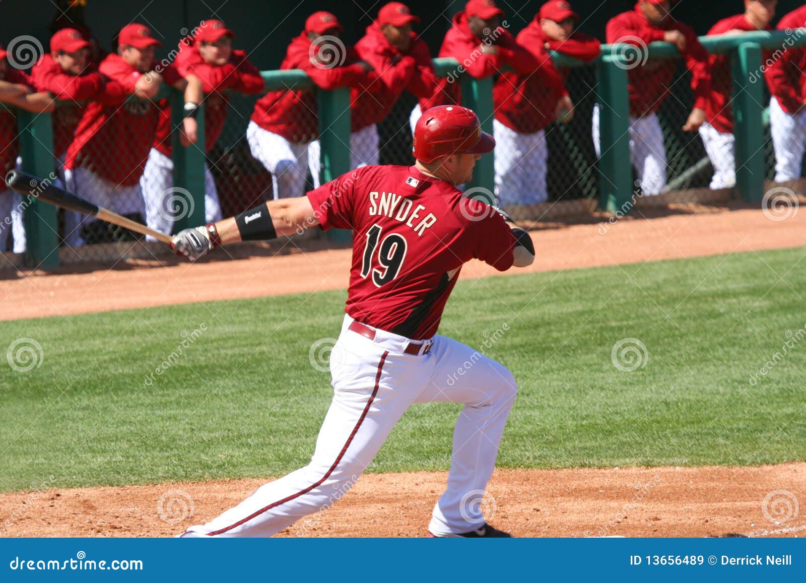 Chris Snyder bats editorial stock image. Image of helmet - 13656489